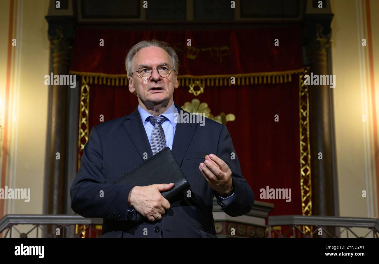25 November 2024, Saxony-Anhalt, Gröbzig: Reiner Haseloff (CDU ...