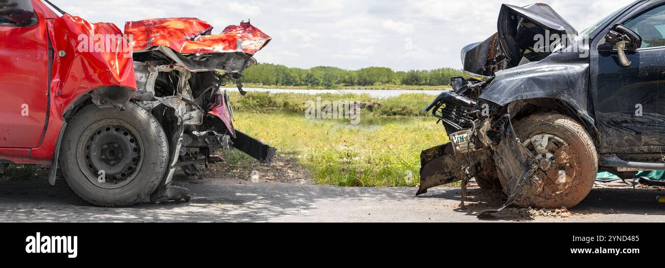 Two damaged cars stand hi-res stock photography and images - Alamy