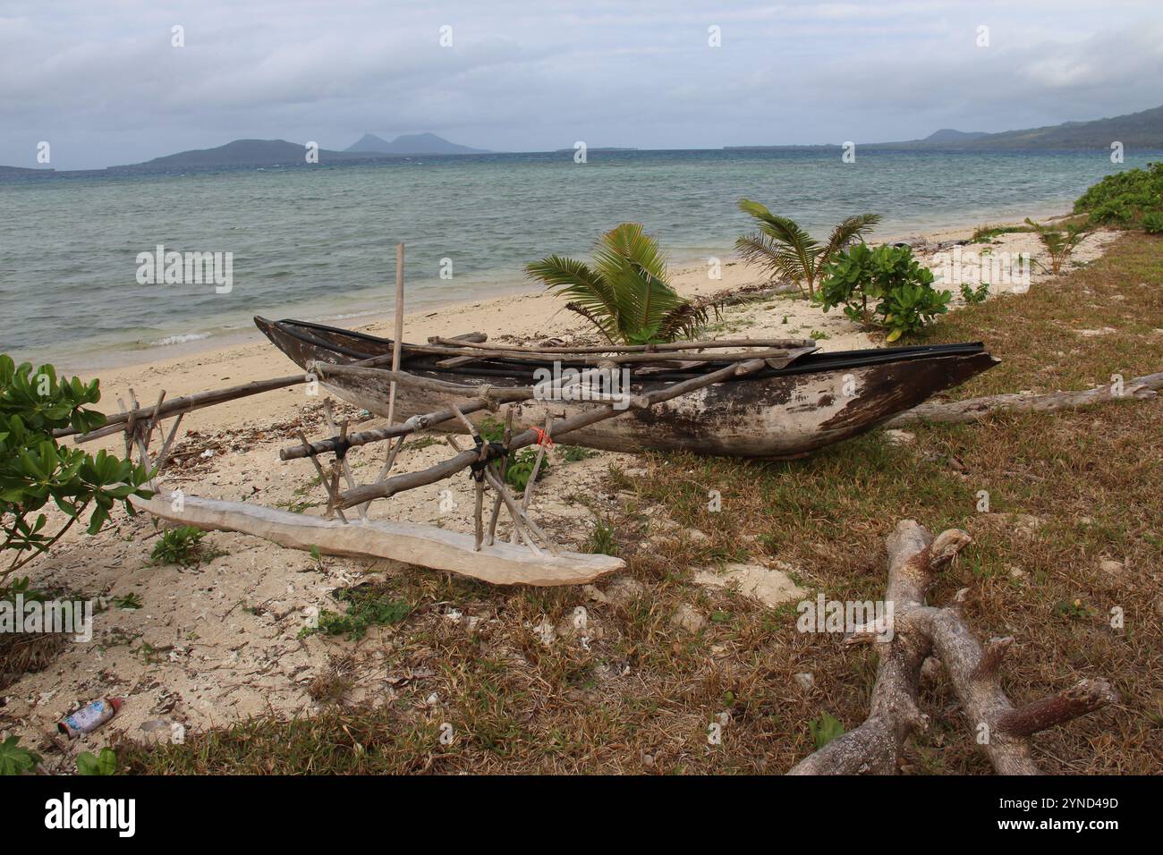traditional timber boat on the beach Stock Photo - Alamy