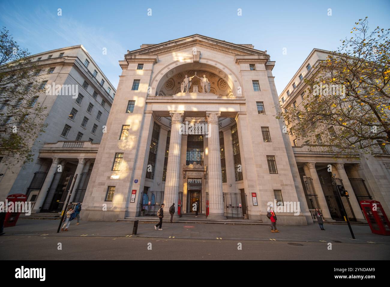 LONDON- NOVEMBER 21, 2024: Kings College London buildings, Strand ...