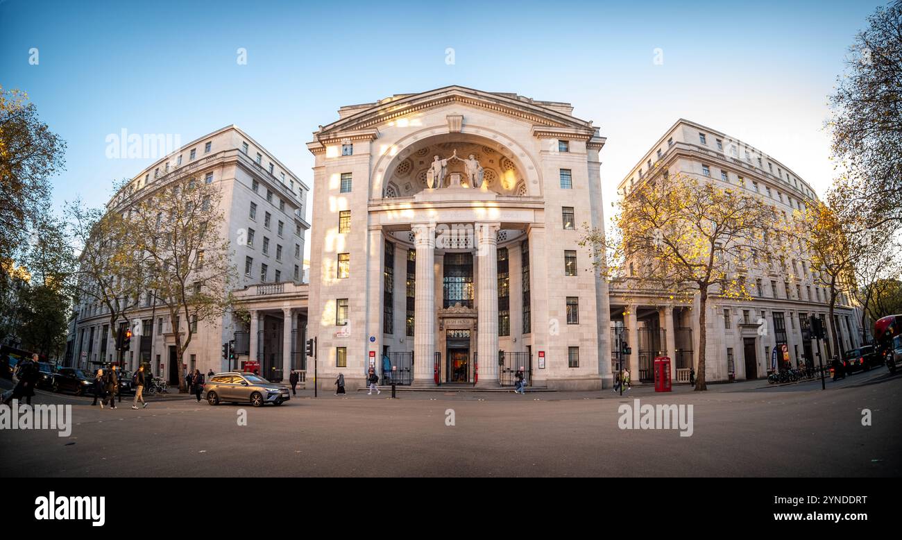 LONDON- NOVEMBER 21, 2024: Kings College London buildings, Strand ...