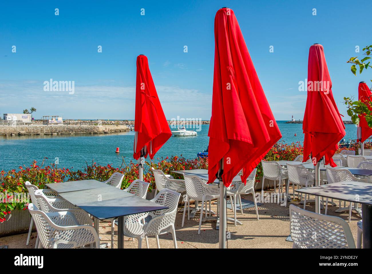 Set along a penninsula on the Mediterranean sea, Carnon is known for ...