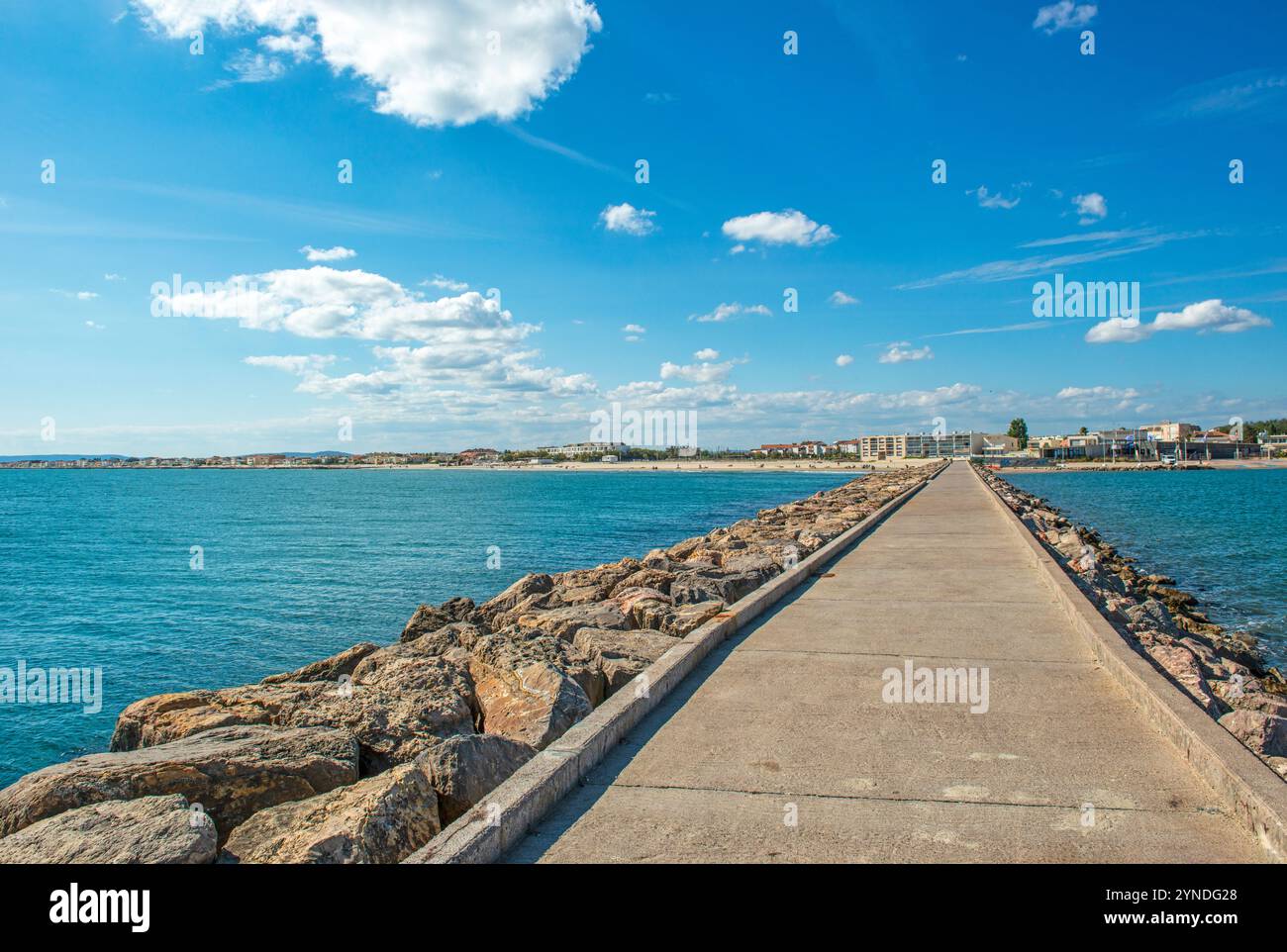 Set along a penninsula on the Mediterranean sea, Carnon is known for ...