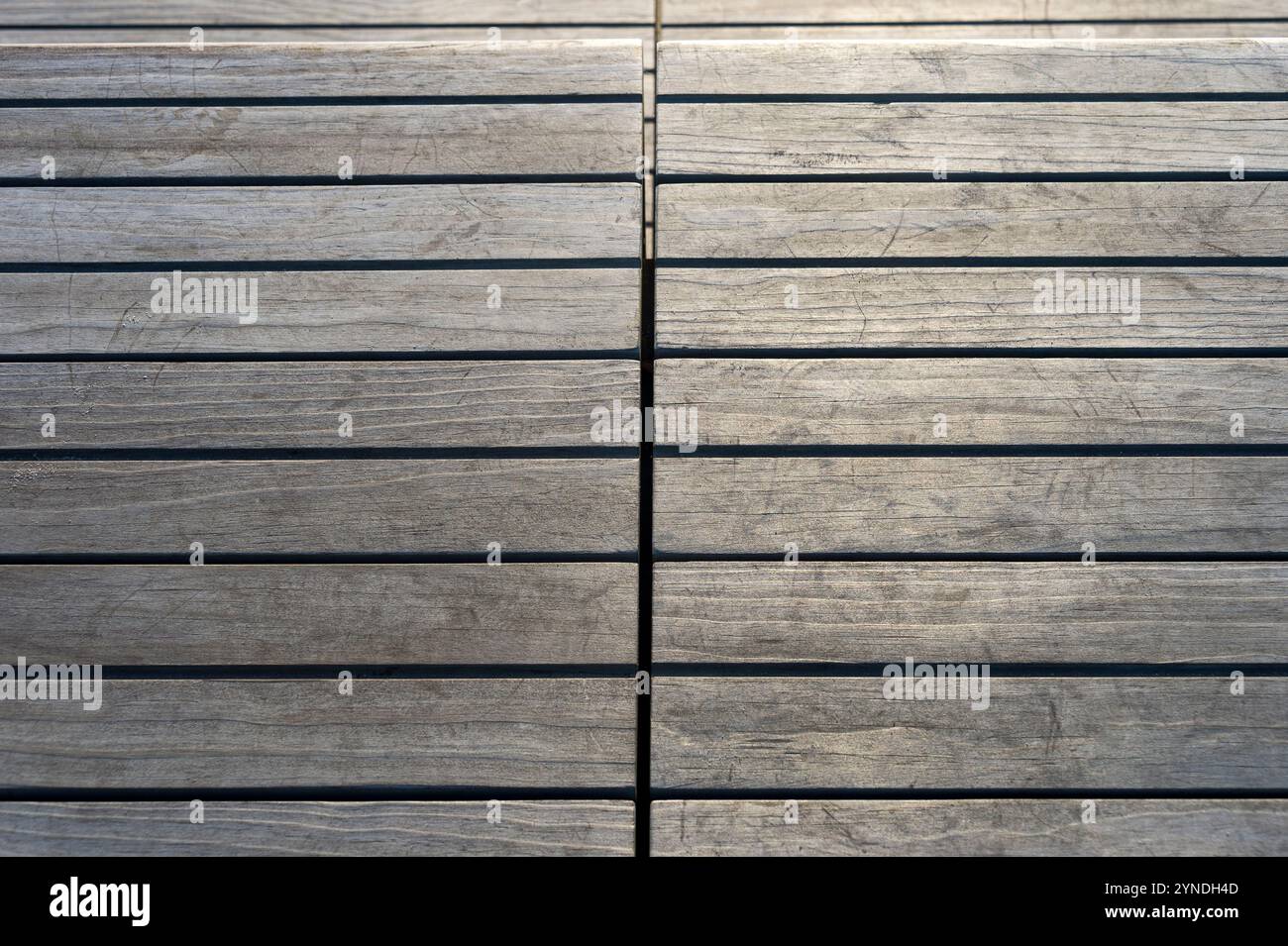 Wooden slats pattern hi-res stock photography and images - Alamy