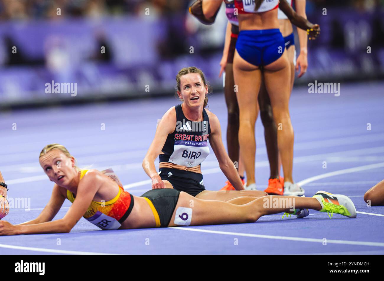 Lea Meyer participating in the 3000 metres steeplechase at the Paris 2024 Olympic Games Stock ...