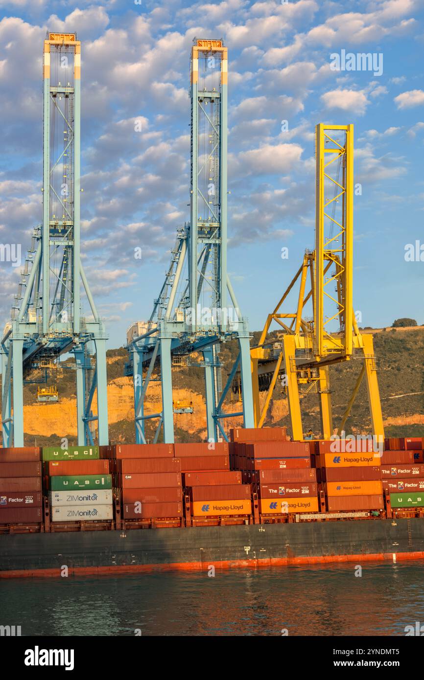 Spyros V container ship at Muelle Sur Container Terminal, Barcelona ...