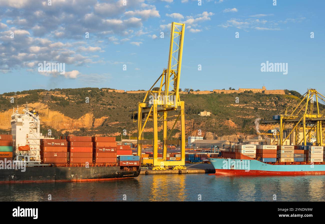 Maersk Norfolk Container ship at Muelle Sur Container Terminal ...