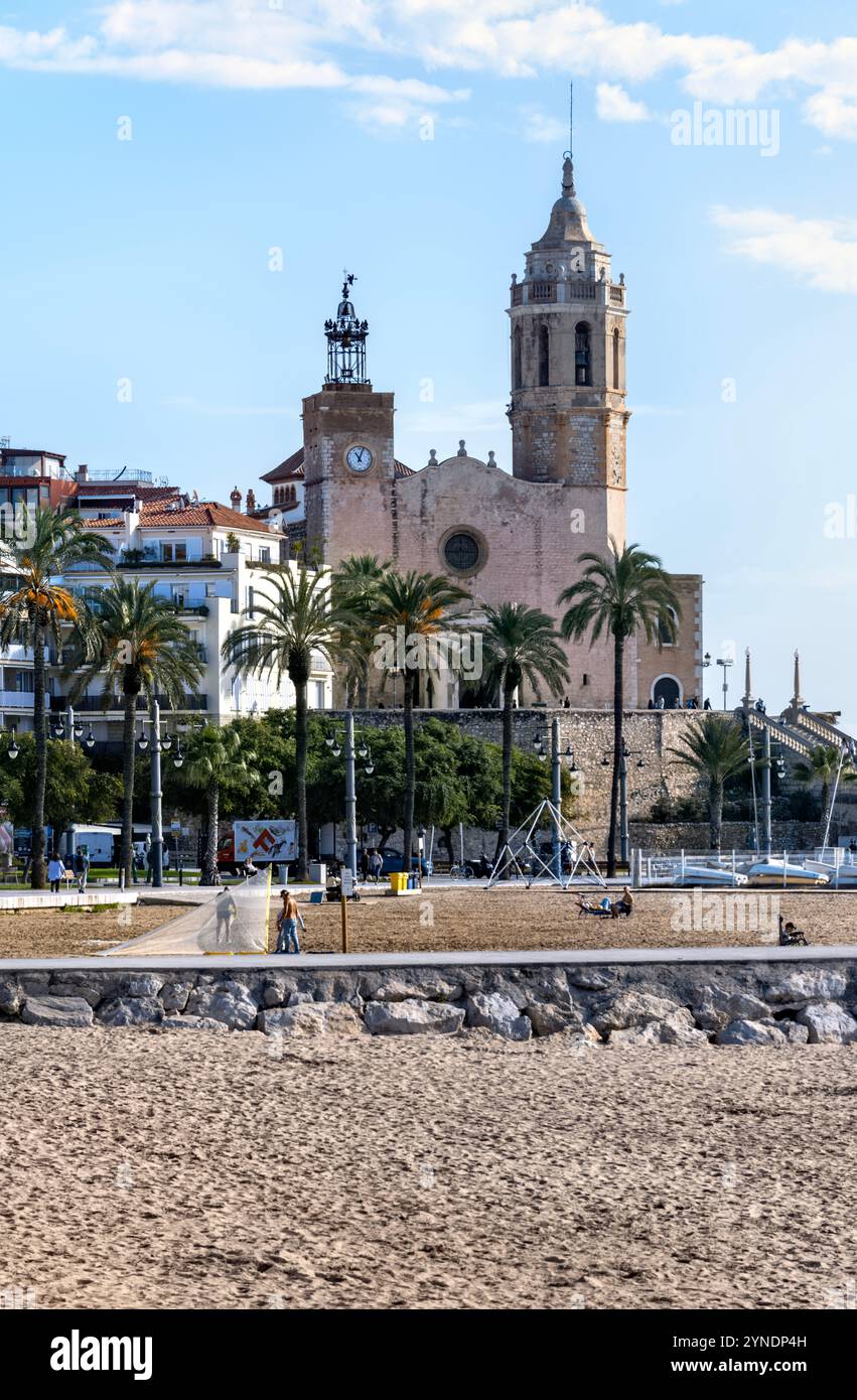Sitges beachfront church hi-res stock photography and images - Alamy
