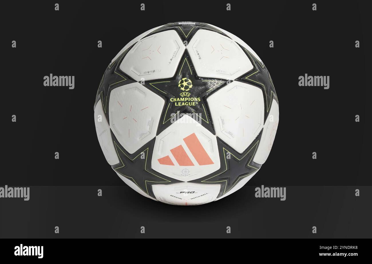 Bayern munich football team 2024 hi-res stock photography and images ...
