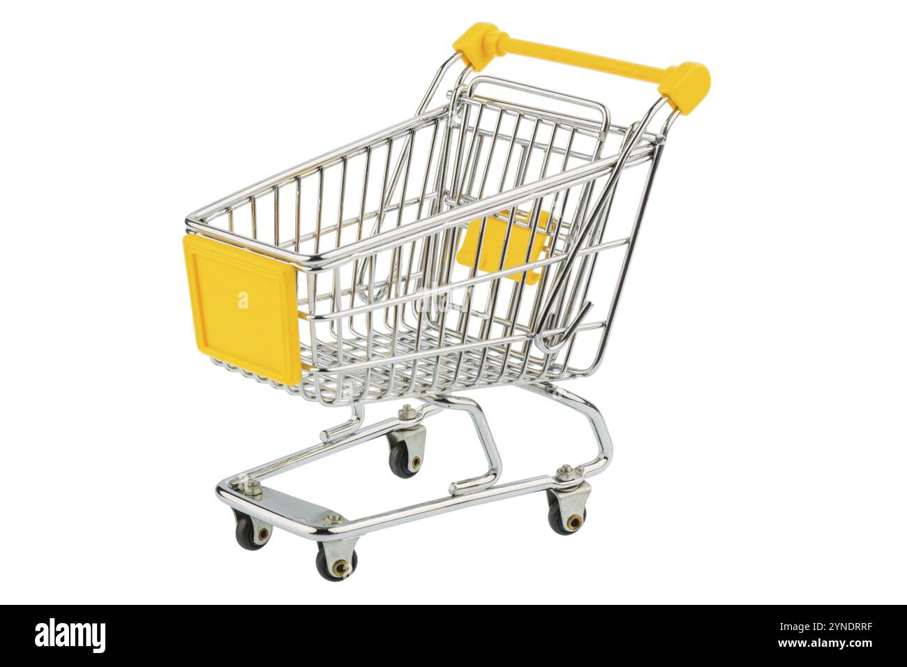 People empty yellow shopping cart hi-res stock photography and images ...