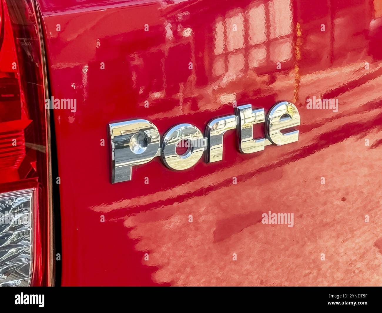 Mini mpvs hi-res stock photography and images - Alamy