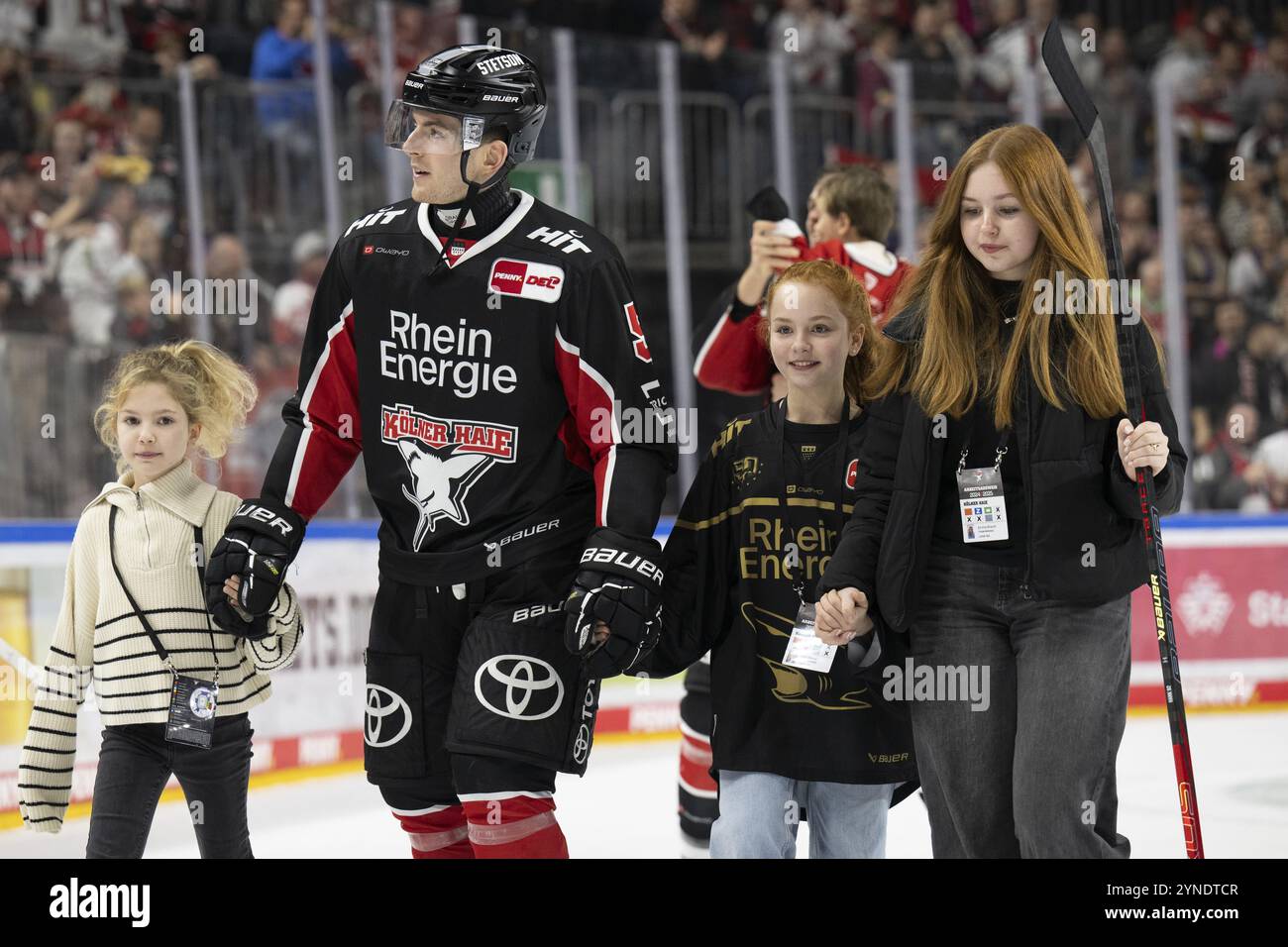 Laura Dick Cologne, LanxessArena, North Rhine-Westphalia, Robin van ...