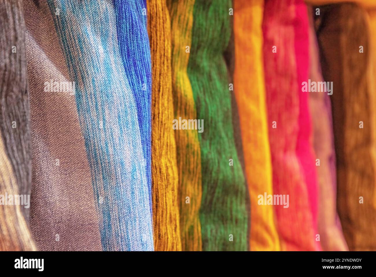 Colourful african fabrics hi-res stock photography and images - Alamy