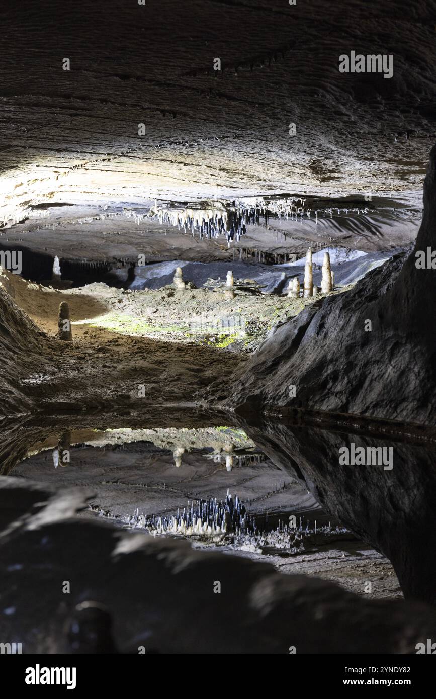 Stalactites reflected in pool uk hi-res stock photography and images ...