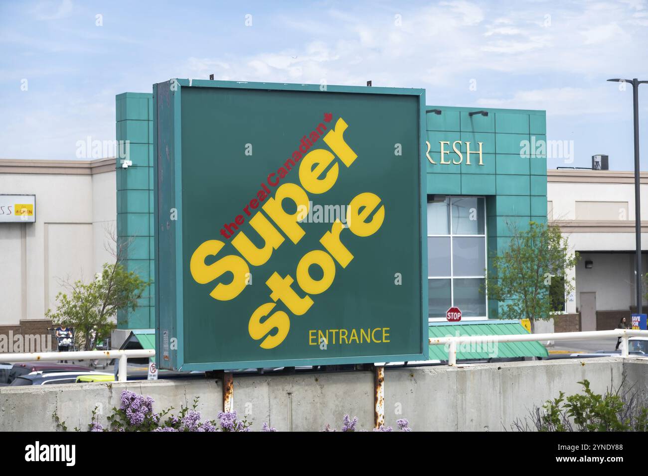 Calgary alberta canada jun 2023 hi-res stock photography and images - Alamy