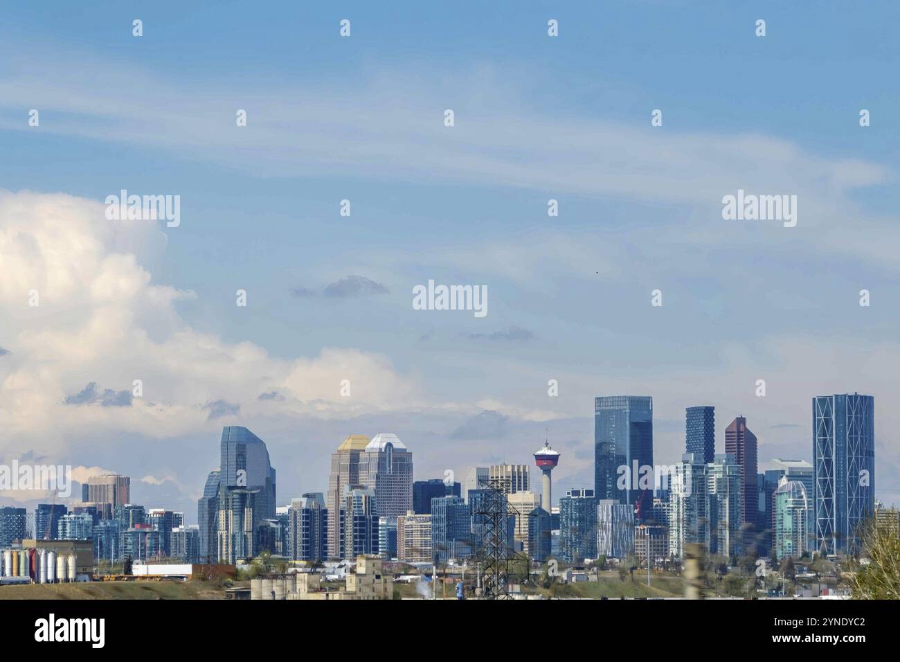 Calgary skyline panoramic view hi-res stock photography and images - Alamy