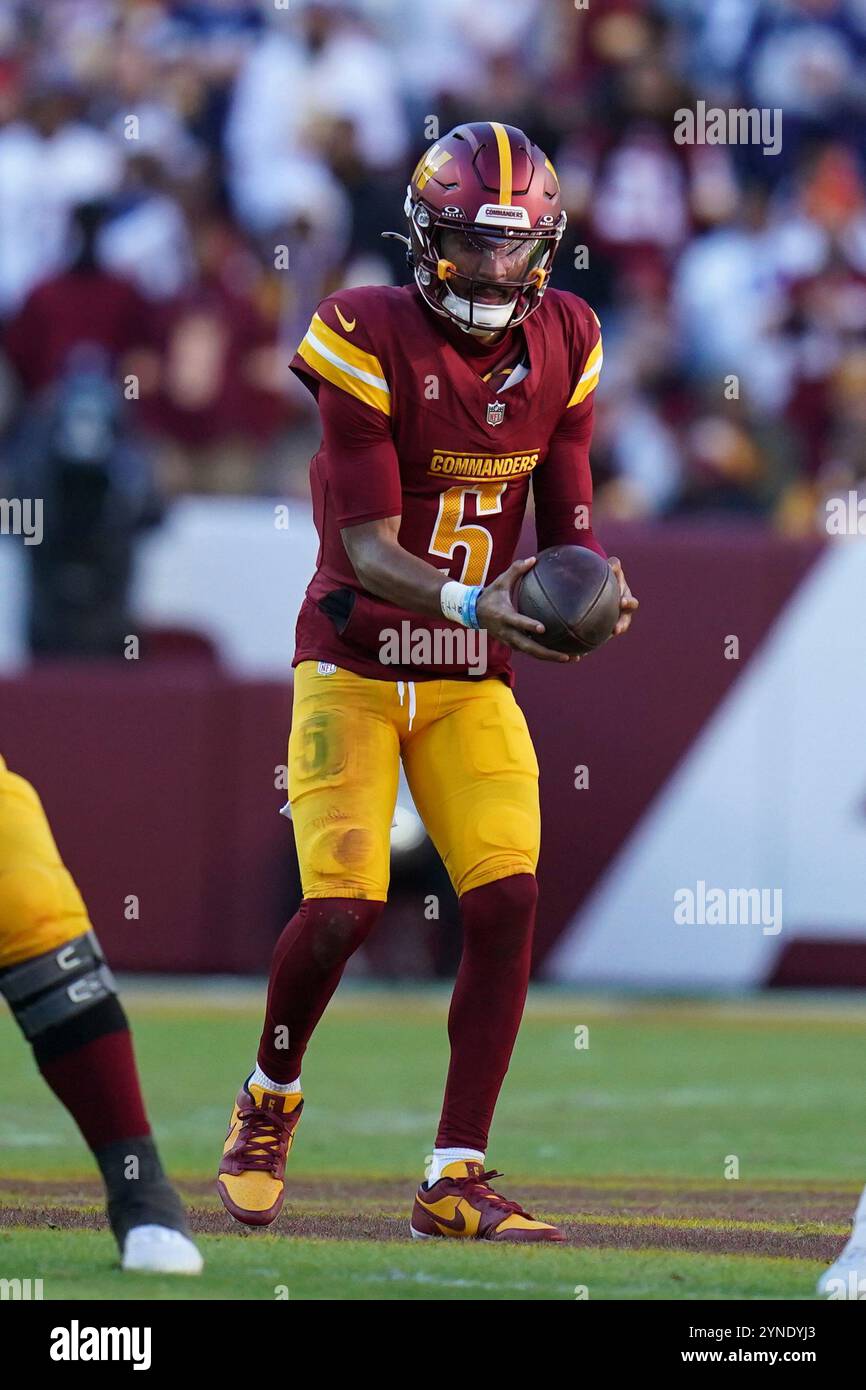 Washington Commanders quarterback Jayden Daniels (5) during an NFL ...