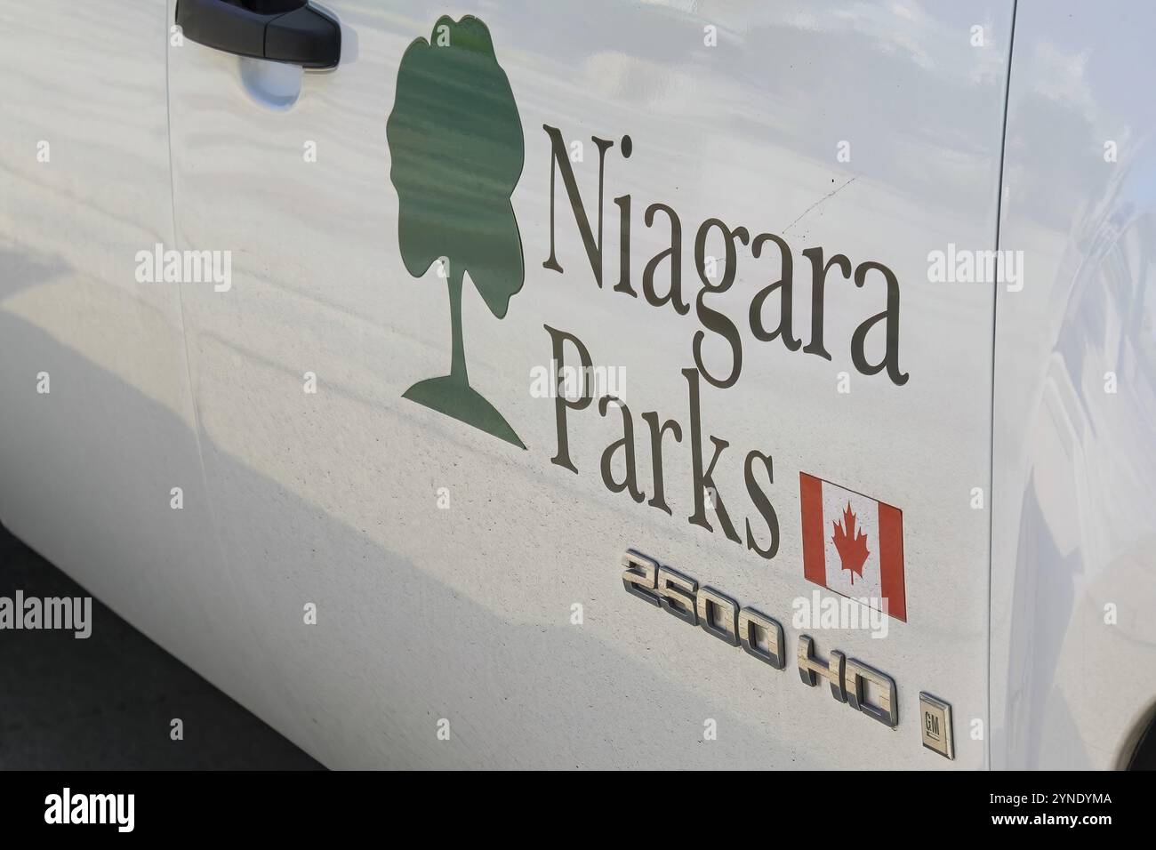 Canada Parks Logo