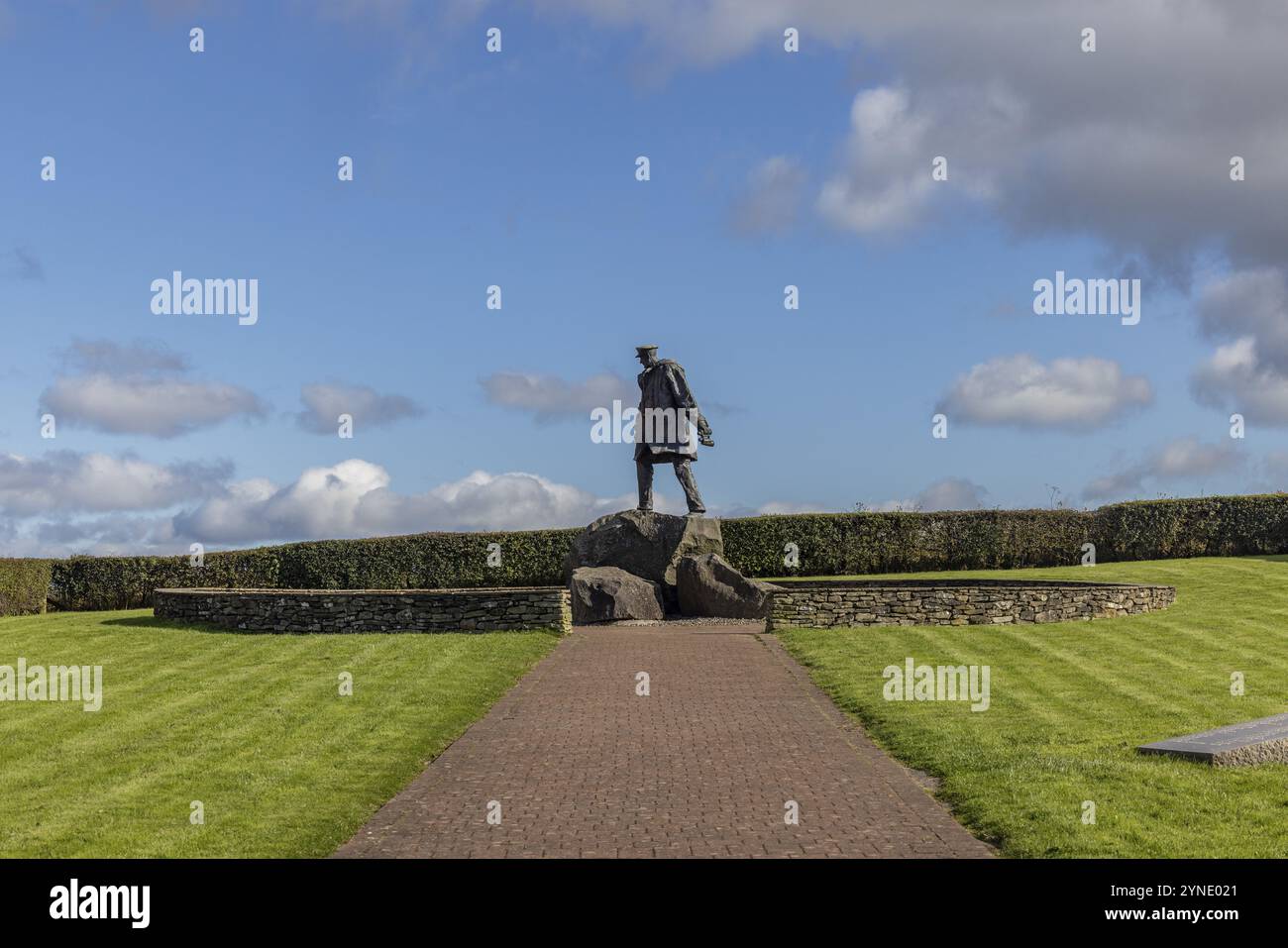 David Stirling Memorial, monument, statue, Dunblane, Perthshire ...