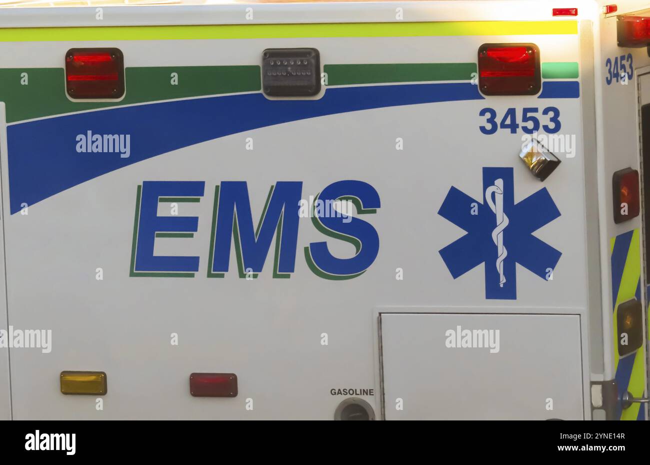 Paramedic ambulance canada hi-res stock photography and images - Alamy