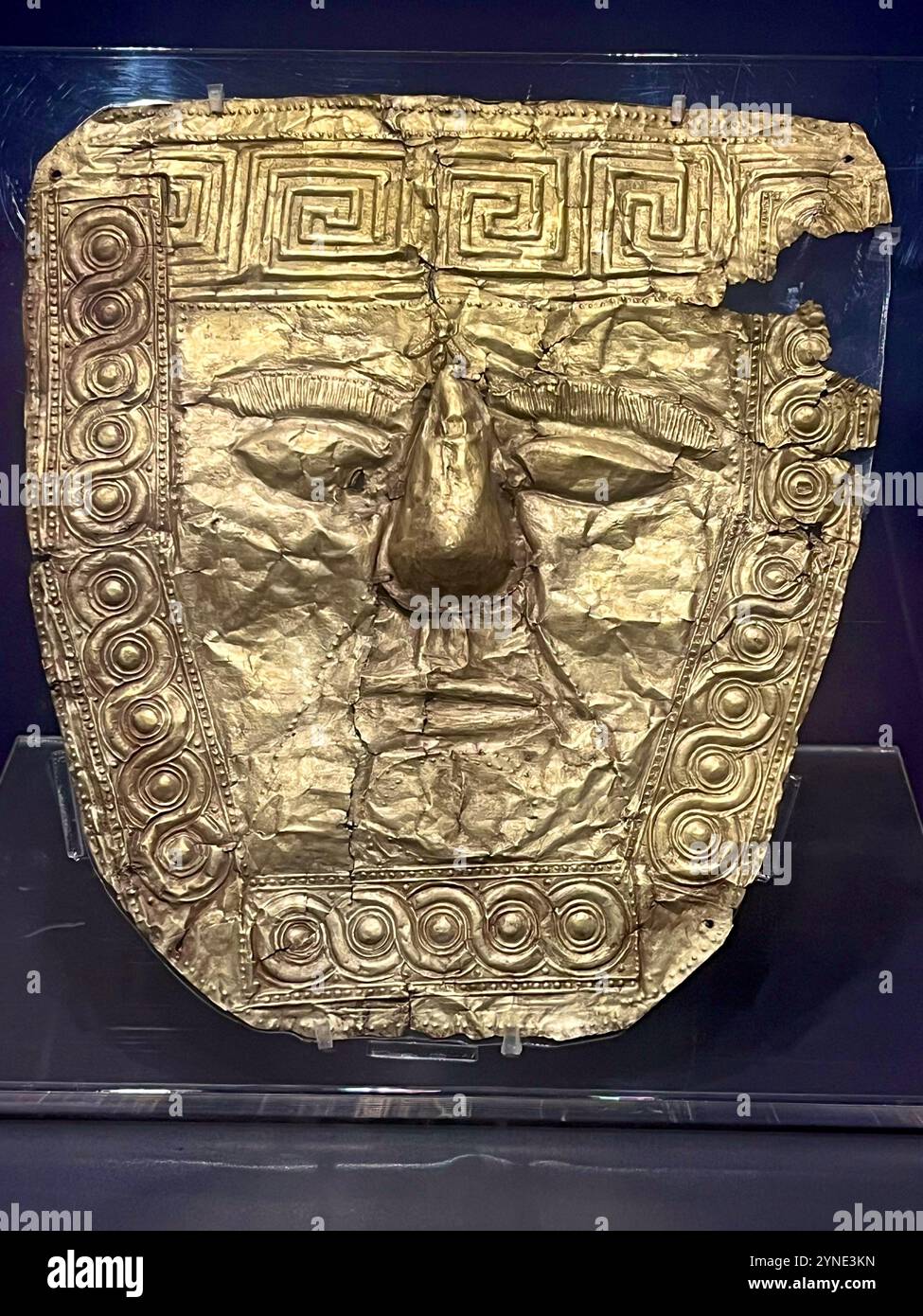 gold funerary mask, funerary mask, gold mask, necropolis of Trebenishte ...