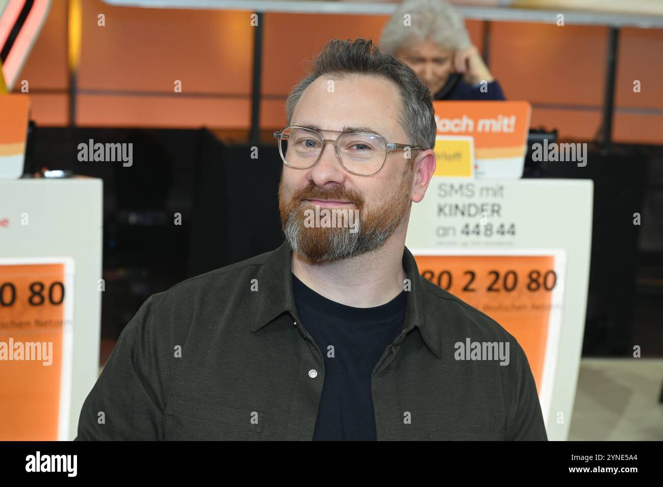 Moderator Robert Robby Hunke nimmt am 29. RTL Spendenmarathon wir ...