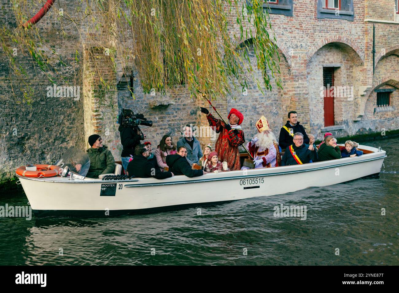 Sinterklaas boat hi-res stock photography and images - Alamy