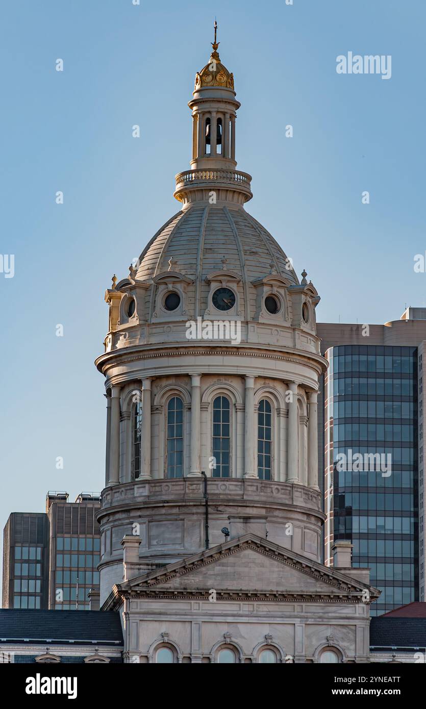 Baltimore dome city hall hi-res stock photography and images - Alamy