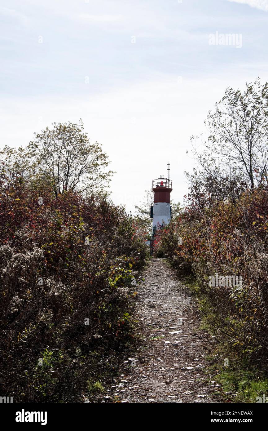 Toronto Harbour Lighthouse at Tommy Thompson Park in Scarborough ...
