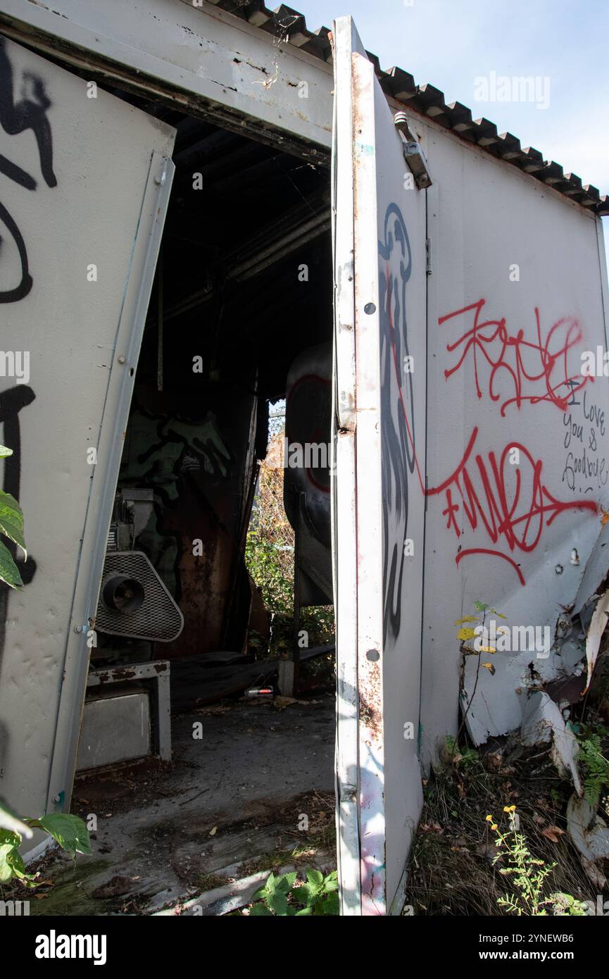 Utility shed at Toronto Harbour Lighthouse at Tommy Thompson Park in ...
