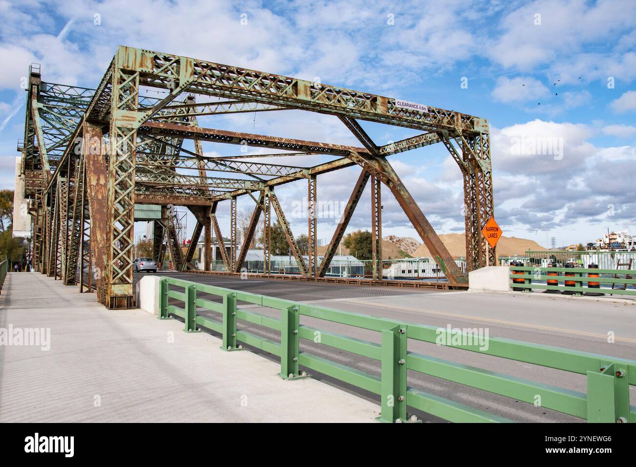 Cherry Street Strauss Trunnion Bascule Bridge in Scarborough, Toronto ...