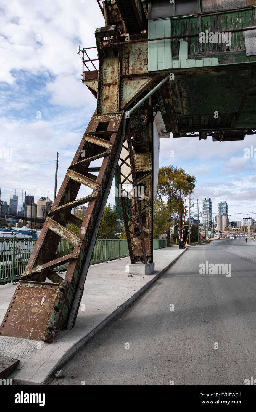 Cherry Street Strauss Trunnion Bascule Bridge in Scarborough, Toronto ...