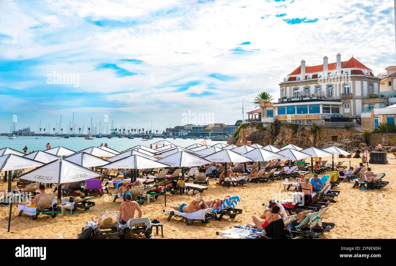 The Praia da Conceicio ,one of Cascais' largest and most popular ...