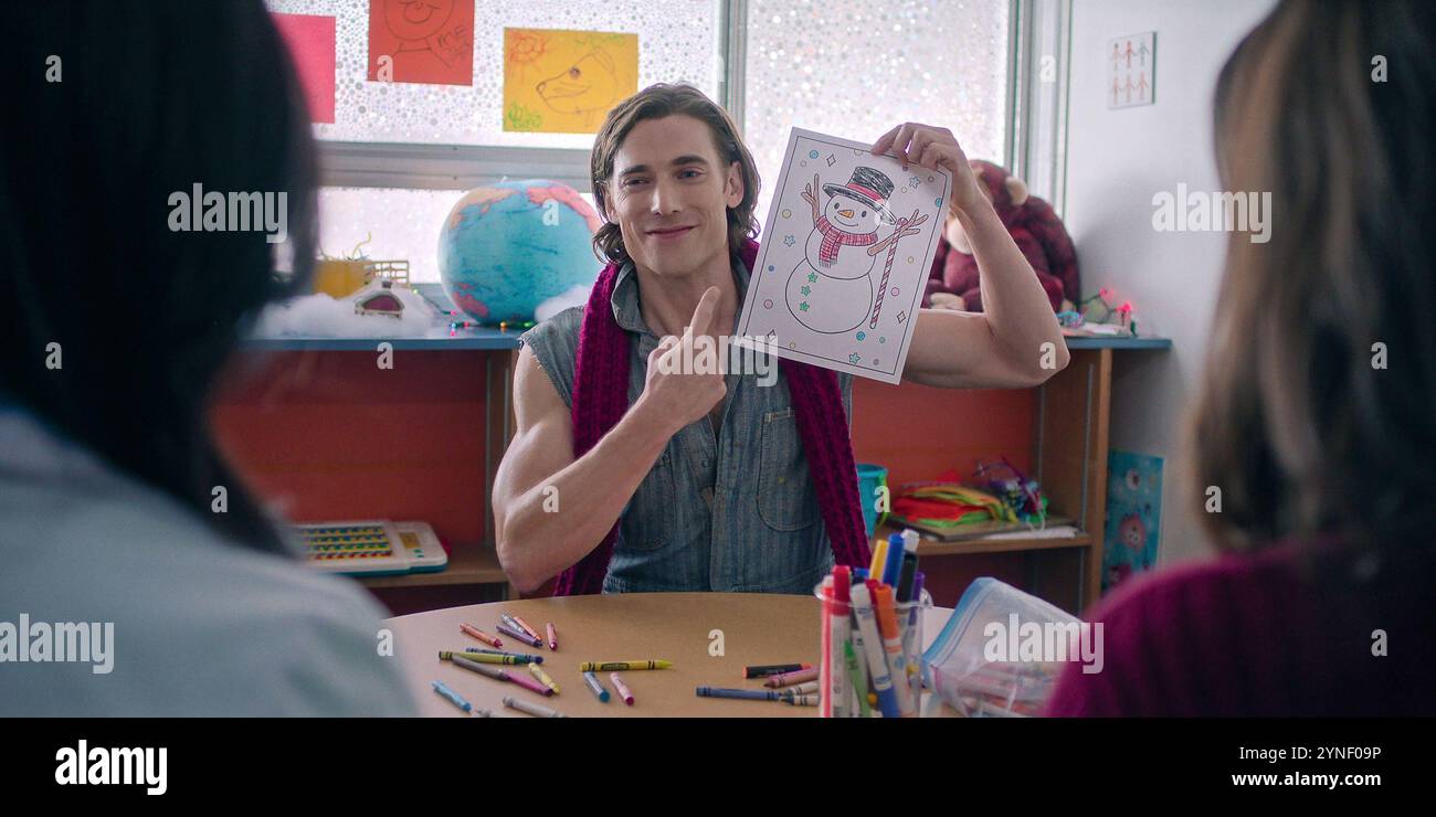 HOT FROSTY, Dustin Milligan, 2024. ph: © Netflix /Courtesy Everett ...