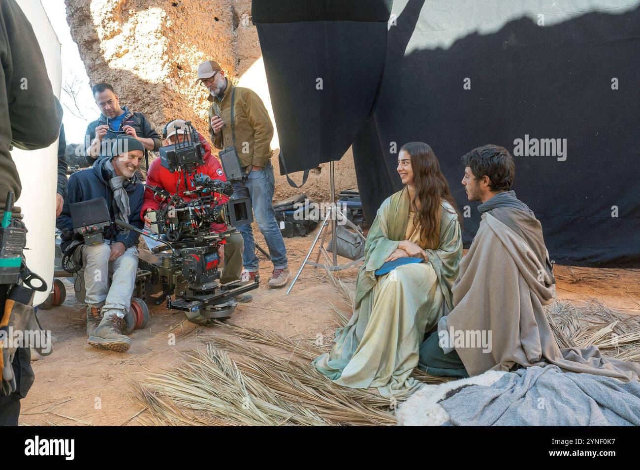 MARY, from left: director D. J. Caruso, Noa Cohen, Ido Tako, on set ...