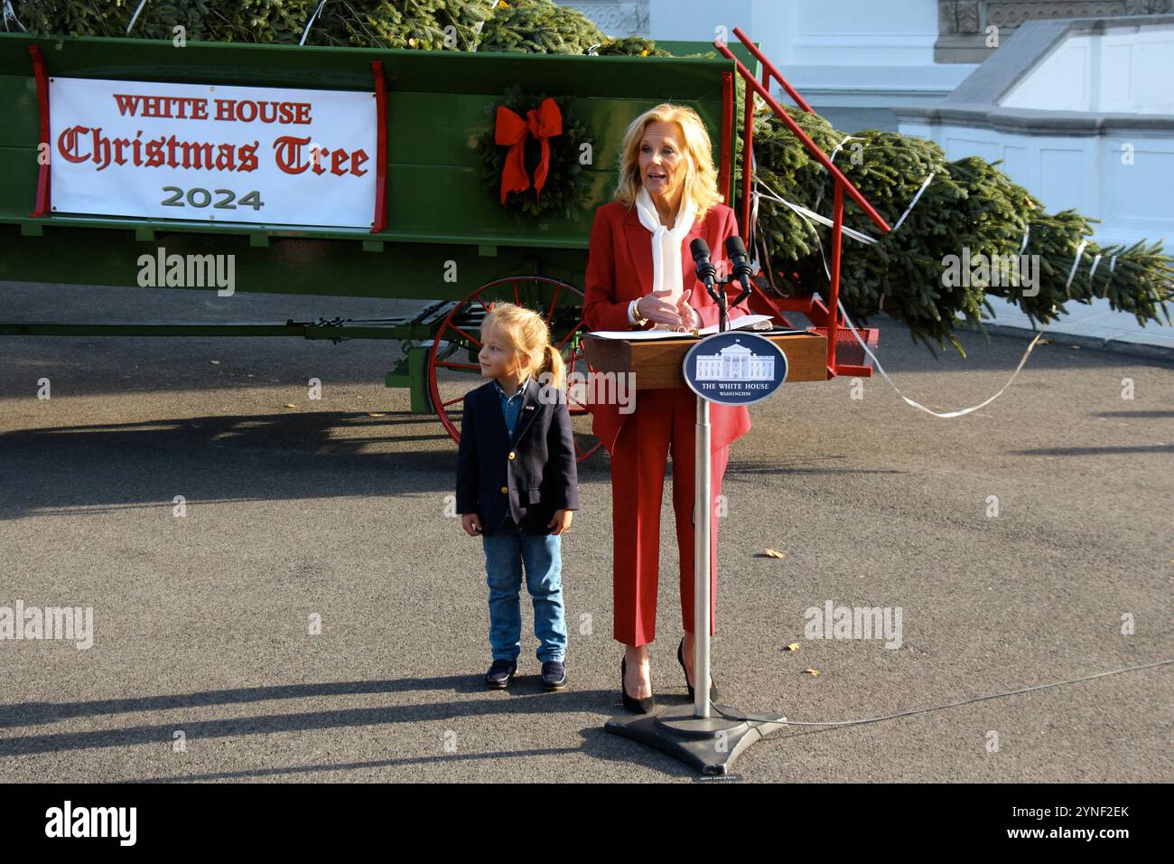 First lady jill biden speaking hi-res stock photography and images - Alamy