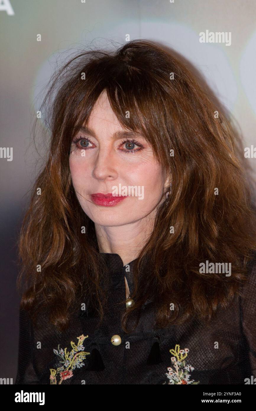 Actress anne hi-res stock photography and images - Alamy