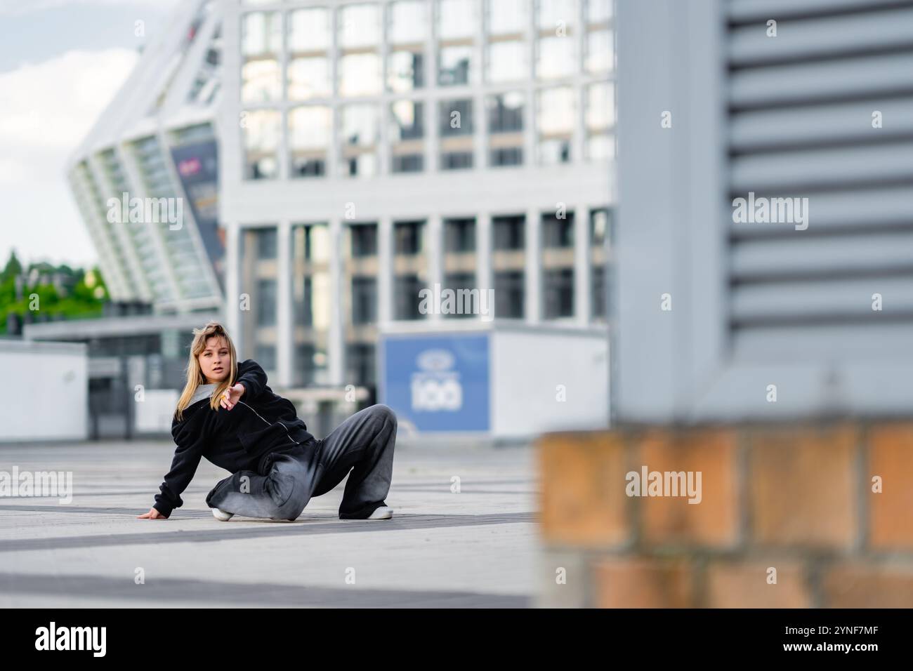 Dynamic dance moves talented young hi-res stock photography and images ...