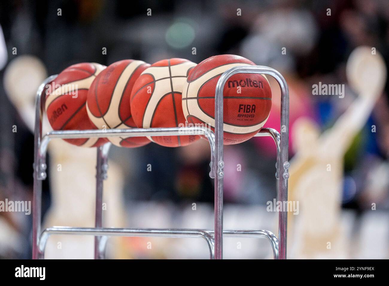 Offizieller spielball der europameisterschaft 2024 deutschland hi-res ...