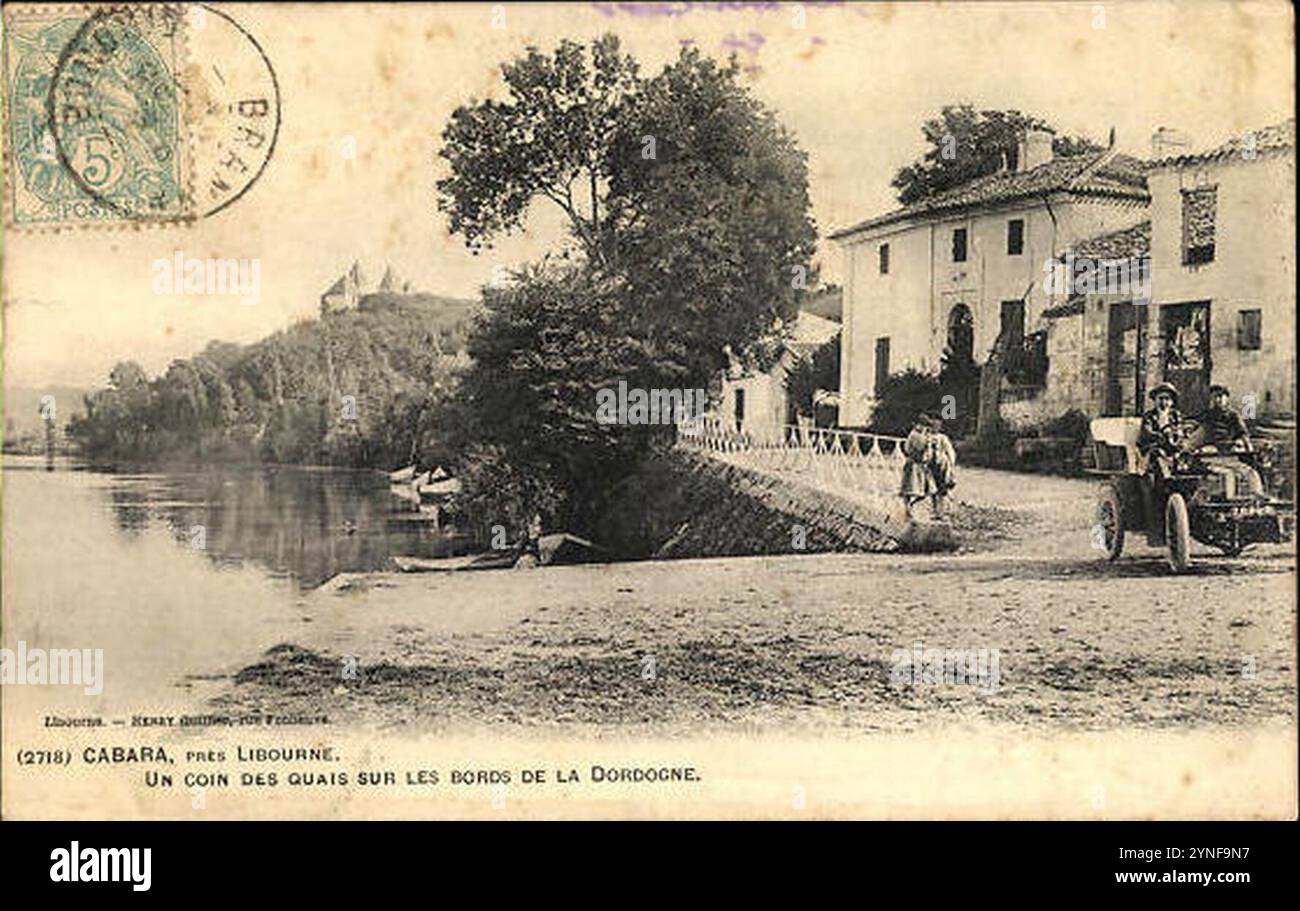 Cabara - Un coin des Quais sur les Bords de la Dordogne Stock Photo - Alamy
