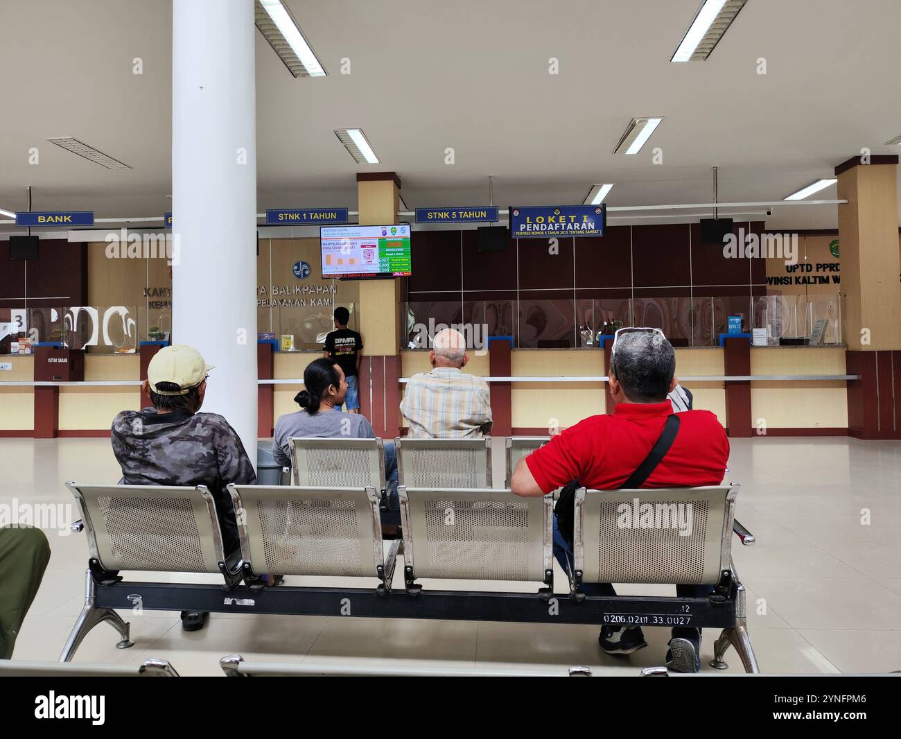Balikpapan-East Kalimantan November 26, 2024 View of people sitting in ...