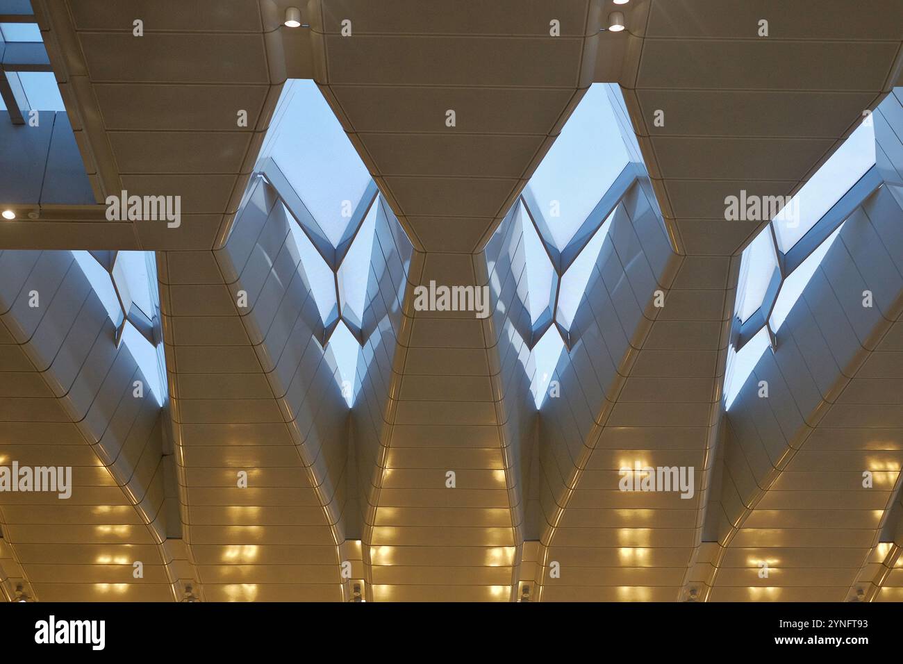 Cutaway design hi-res stock photography and images - Alamy