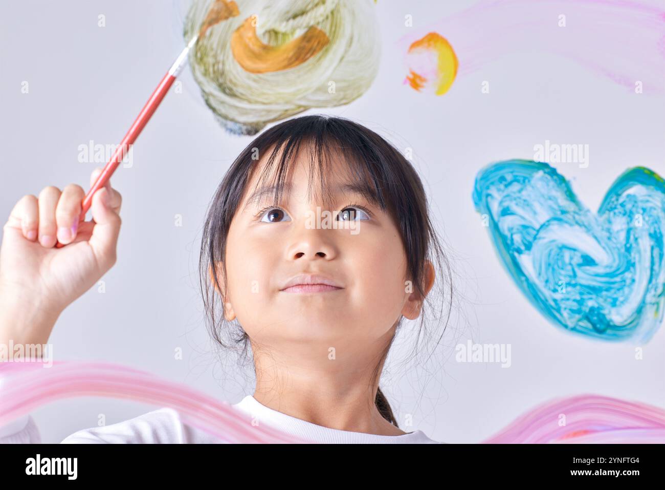 Japanese children writing on hi-res stock photography and images - Alamy