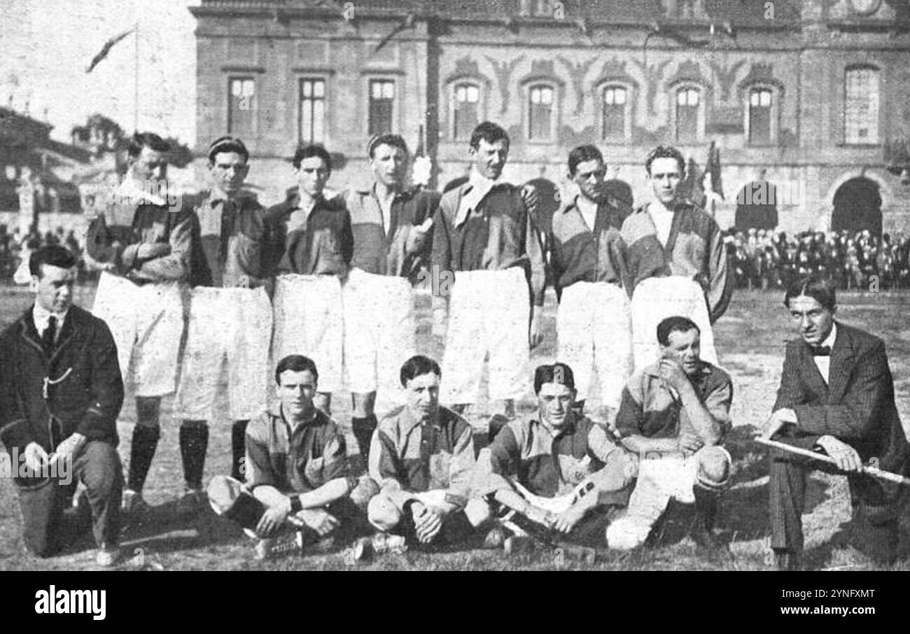 Cardiff Corinthians FC - 1910 Stock Photo - Alamy
