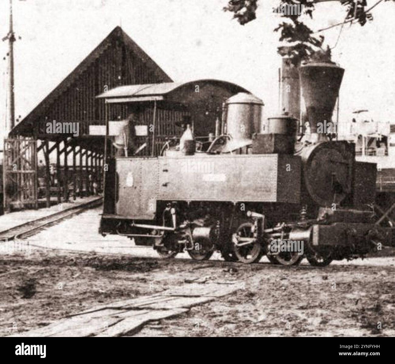 Cargo Boat Guame pendant son dechargement a Saint-Laurent Stock Photo ...