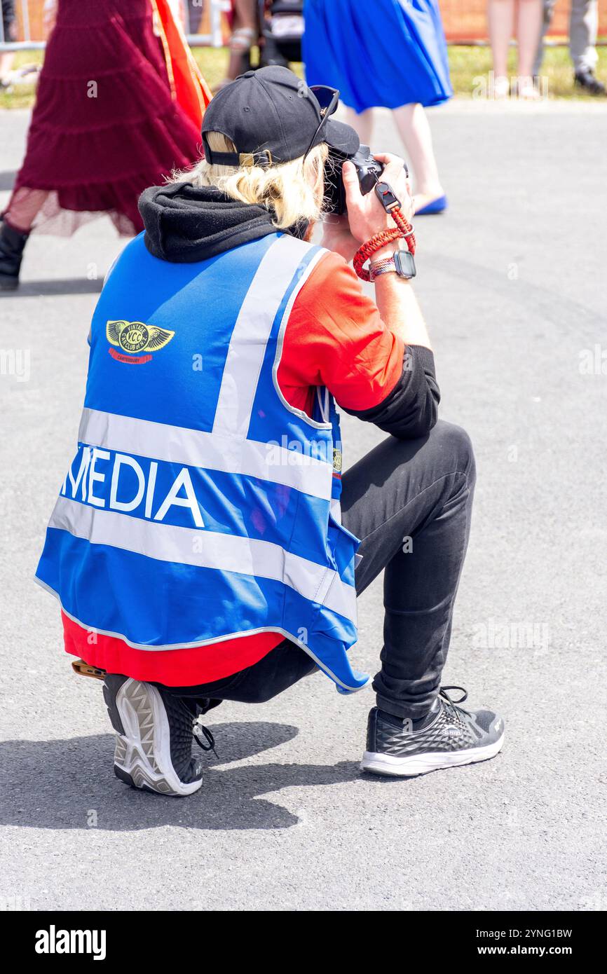 Father photographing parade hi-res stock photography and images - Alamy