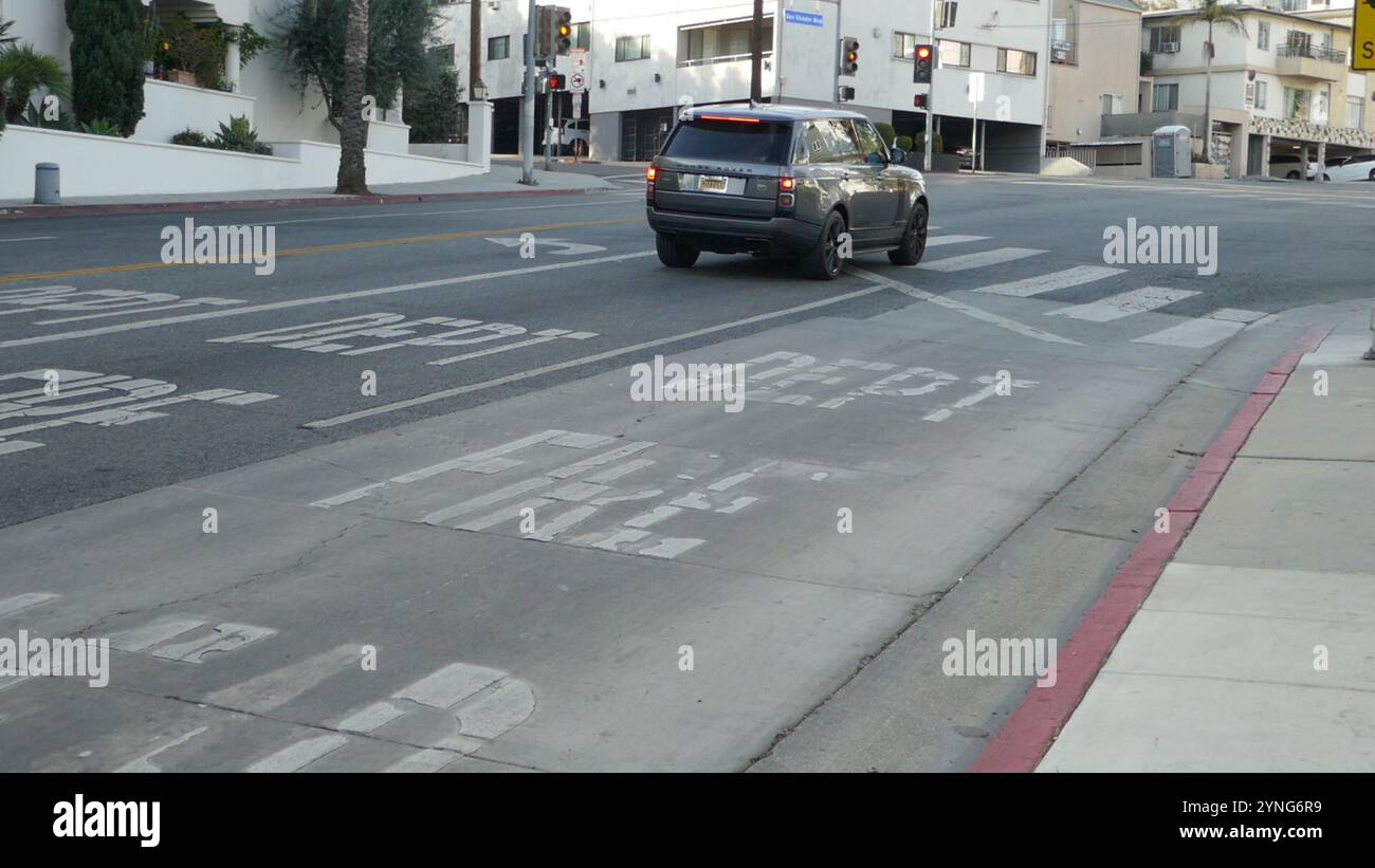 Los Angeles, California, USA 25th November 2024 Car Blocking crosswalk ...
