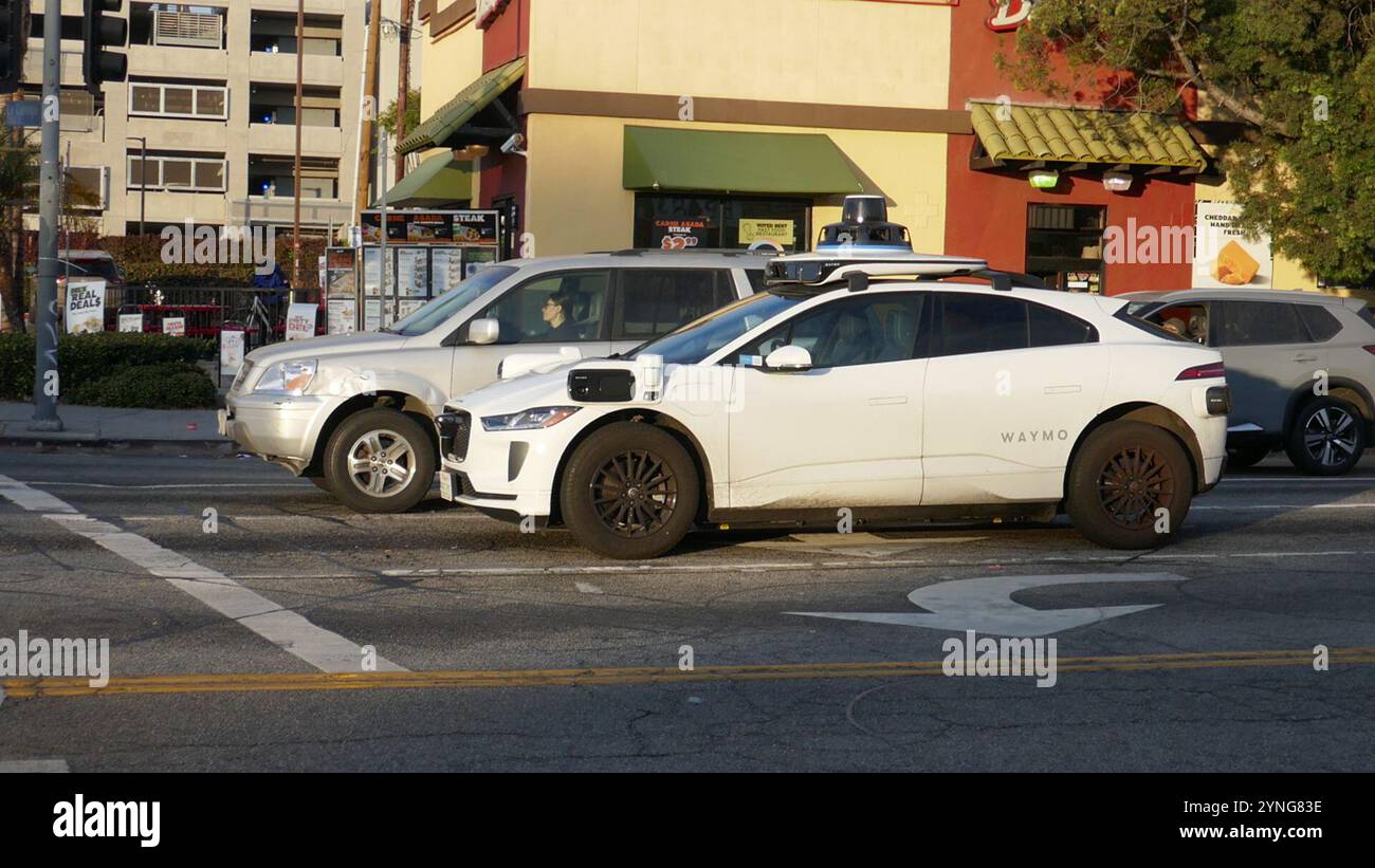 Los Angeles, California, USA 25th November 2024 Waymo Driverless Car ...