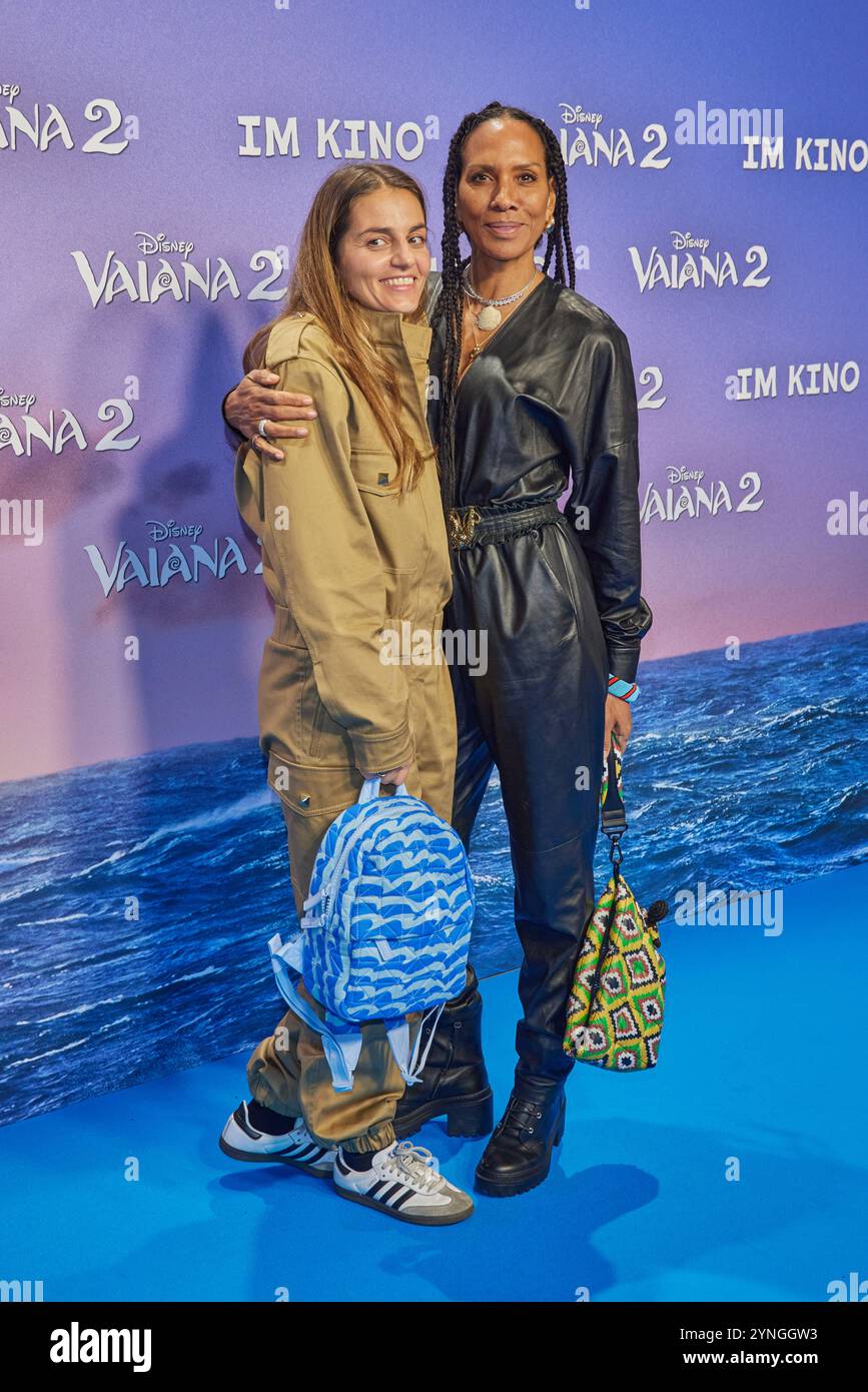 Lili Radu und Barbara Becker - Filmpremiere VAIANA 2 im Zoo Palast ...