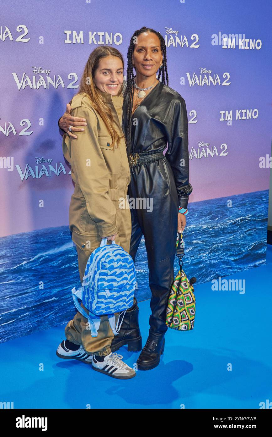 Lili Radu und Barbara Becker - Filmpremiere VAIANA 2 im Zoo Palast ...